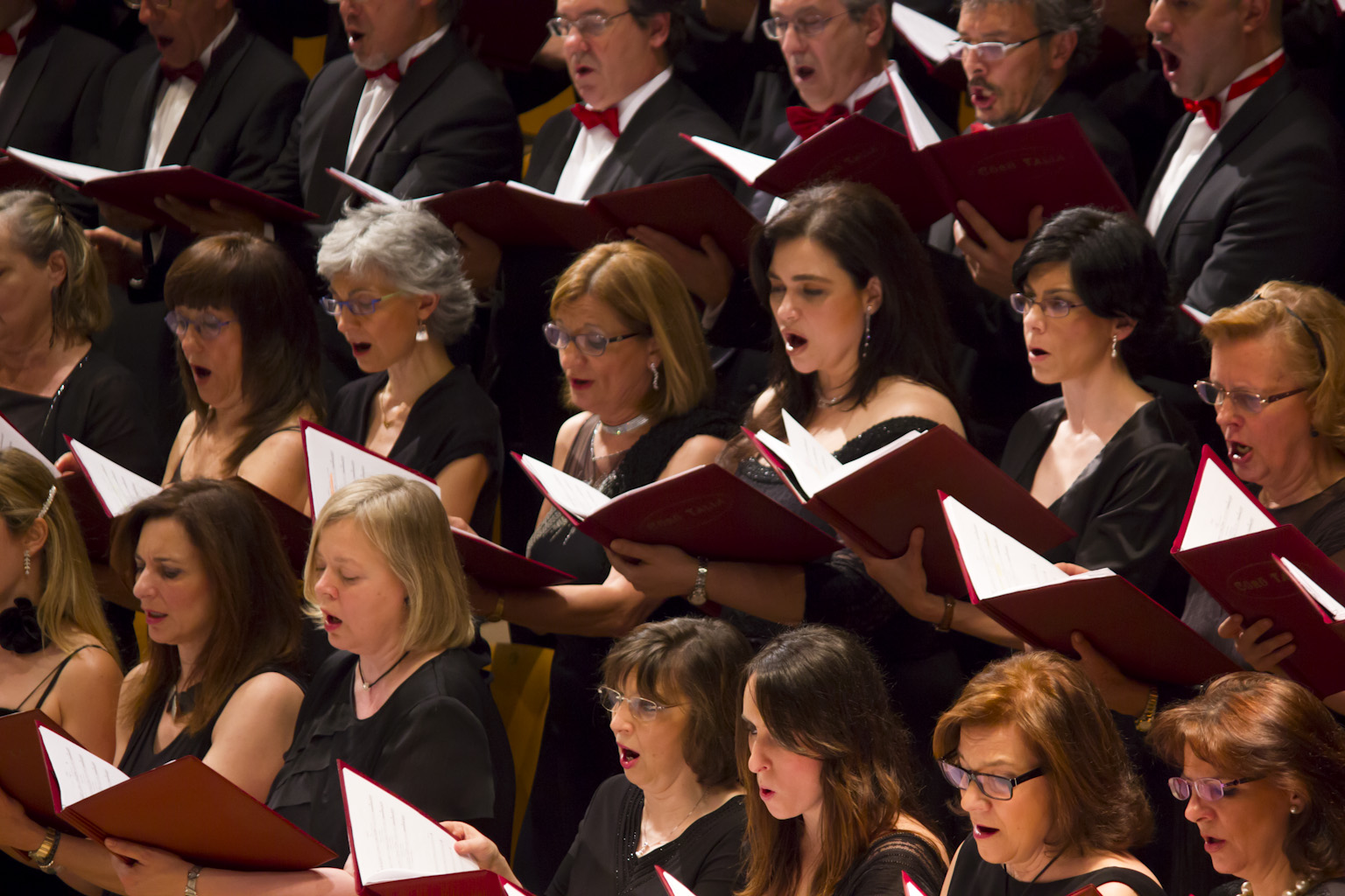 Villancicos en el Thyssen con el coro Talía - Revista de Arte - Logopress